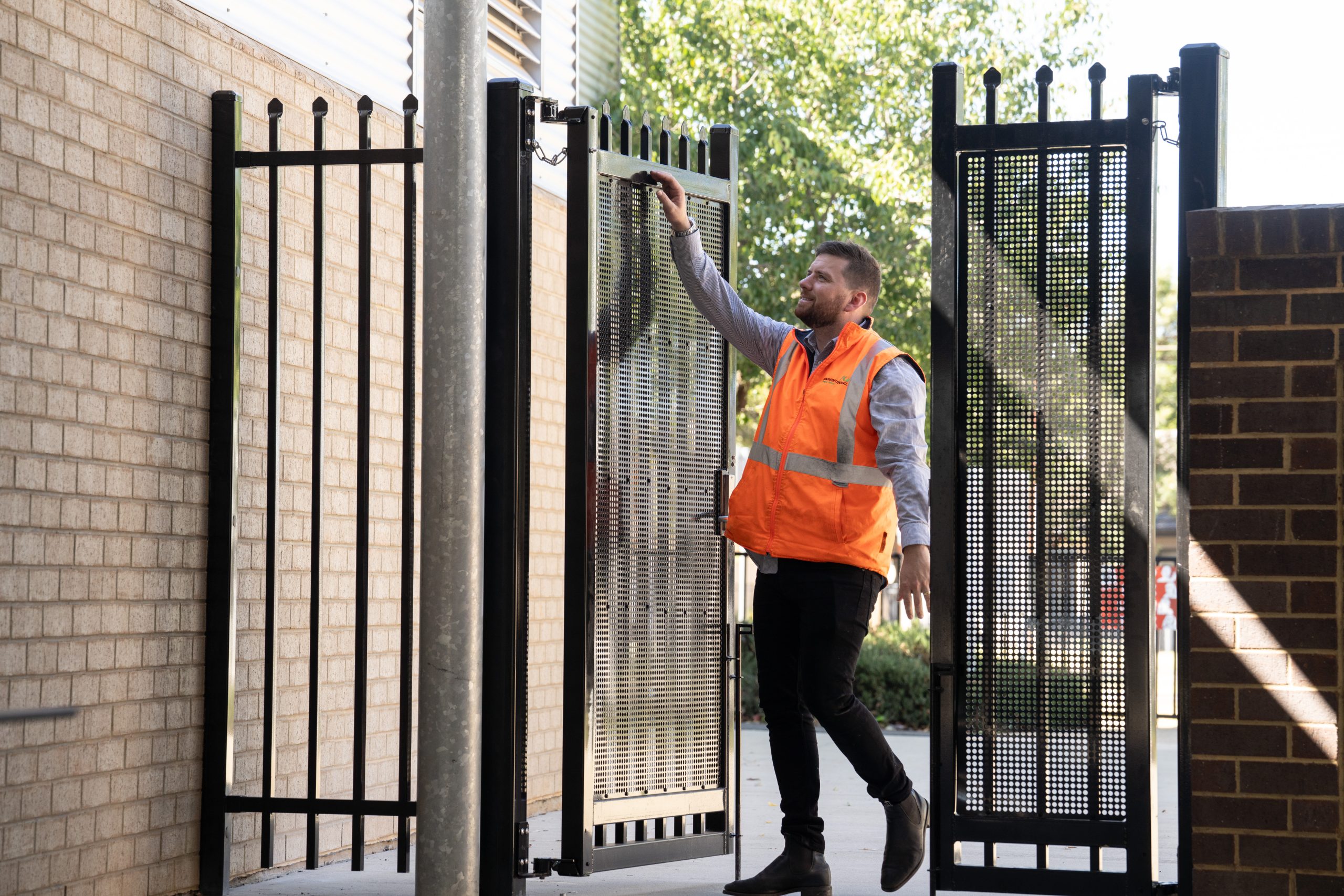 Tubular Fencing - LCS Fencing